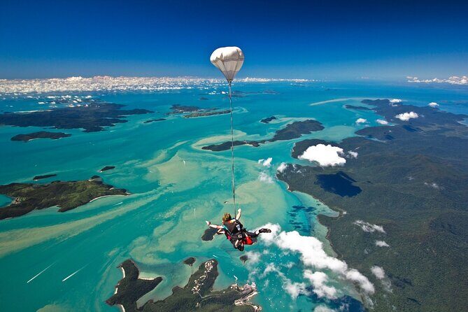 Airlie Beach Tandem Skydive Over the Whitsunday Islands - The Reviews: Authentic Perspectives
