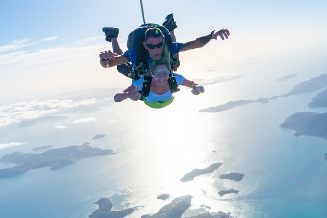 Airlie Beach Tandem Skydive Over the Whitsunday Islands - Who Should Consider This Skydive?