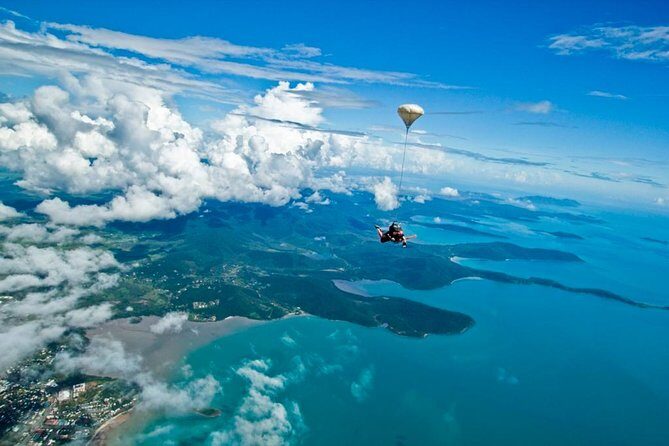 Airlie Beach Tandem Skydive Over the Whitsunday Islands - FAQ
