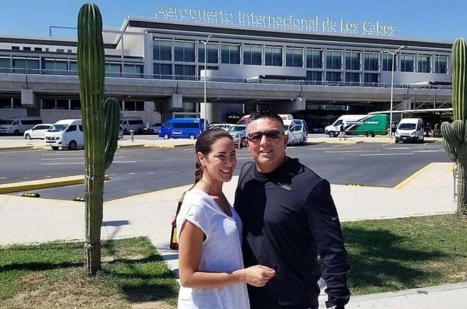 Airport Private CAR Only To Cabo Resorts AREA up To 4 pax One Way - Who Is This Transfer Best For?