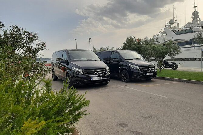 Airport shuttle - Authentic Traveler Insights from Reviews