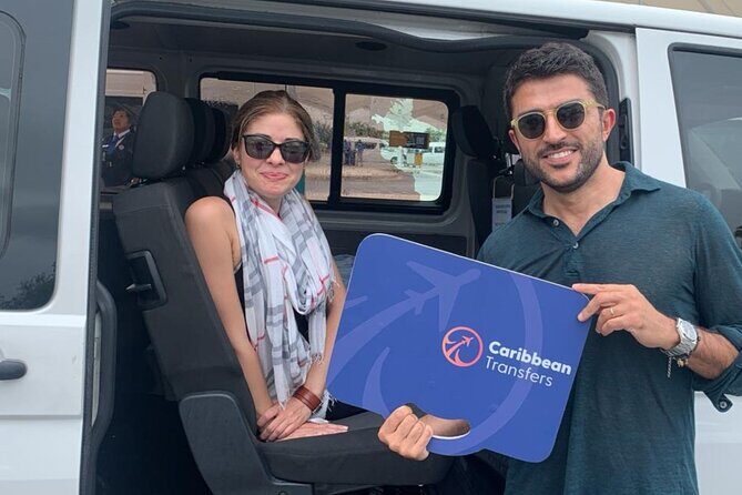 Airport Shuttle to Cancun and Hotel Zone - Key Points