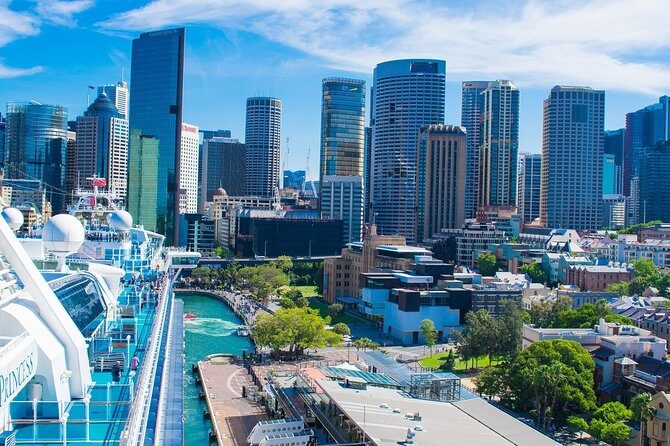 Airport Transfer: Sydney to Sydney Airport SYD by Business Car - Meeting Points and Accessibility