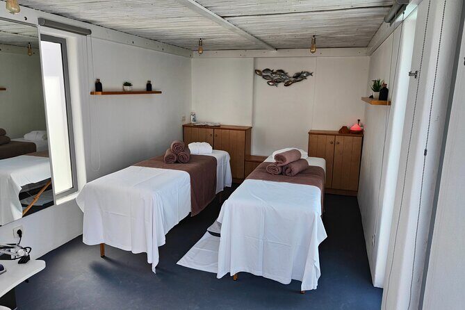 Akrotiri: Couples' Aromatherapy Massage - What to Expect from the Couples Aromatherapy Massage