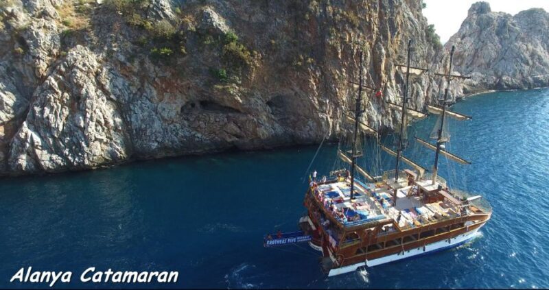 Alanya: Catamaran Boat Trip with Swim Stops and Sunbathing - Key Points