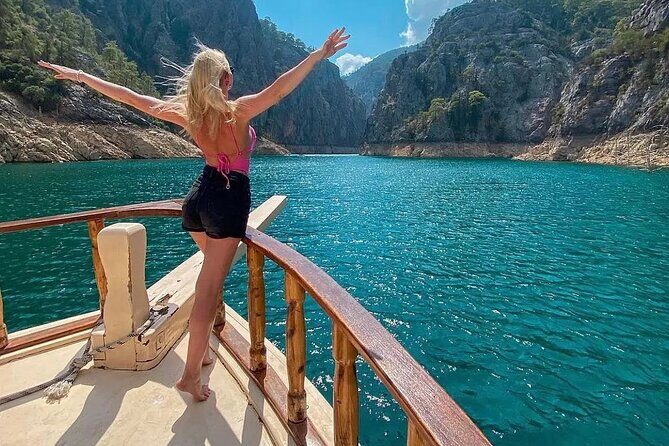 Alanya Green Canyon Boat Trip With Lunch & Unlimited Soft Drinks - Key Points