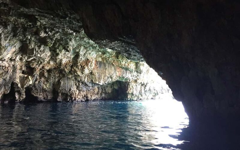 Alanya: Luxury Mega Pirate Boat W/ Lunch, Drinks & Transfer - FAQ