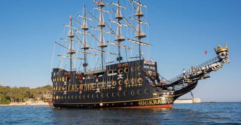 Alanya: Pirate Boat Tour with Buffet Lunch and Drinks - Honest Review: What Guests Are Saying