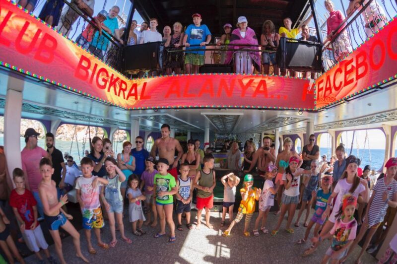 Alanya: Pirate Boat Tour with Buffet Lunch and Drinks - Who Should Book This Tour?