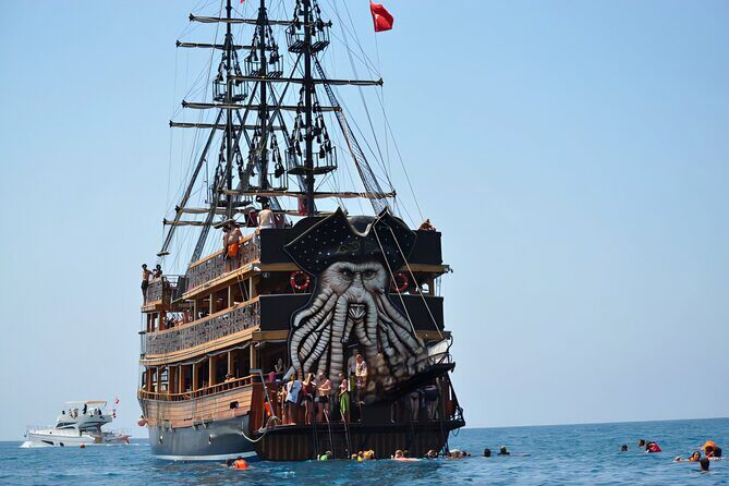 Alanya Pirate Boat Trip with Lunch & Free Soft Drinks - An In-Depth Look at the Alanya Pirate Boat Trip