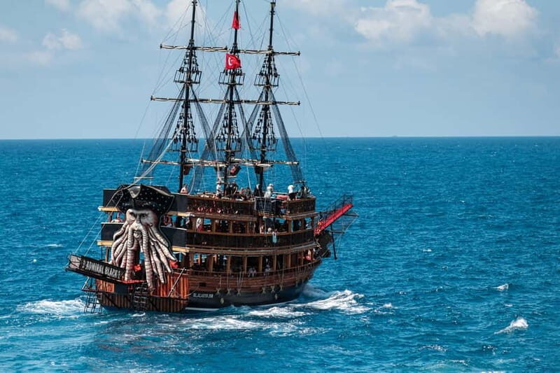 Alanya: Pirate Boat with Transfer, Lunch & Unlimited Drinks - Key Points