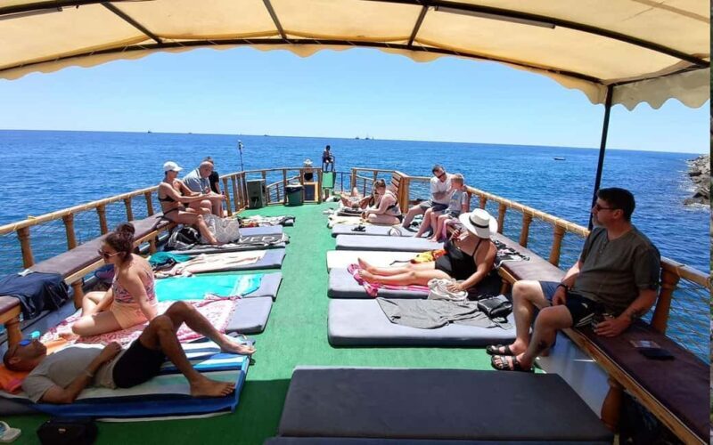 Alanya: Relaxing Boat Tour w/ Lunch, Without Foam Loud Music - Key Points