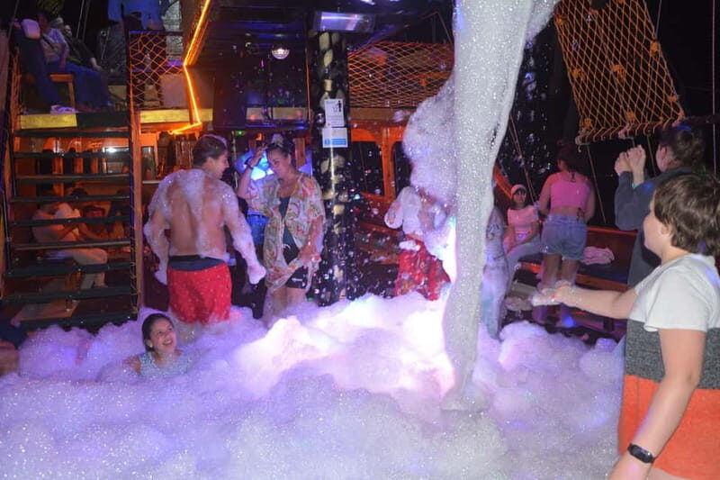 Alanya: Sunset Party Boat w/ Dinner & Unlimited Drinks - Why This Tour Is a Good Choice