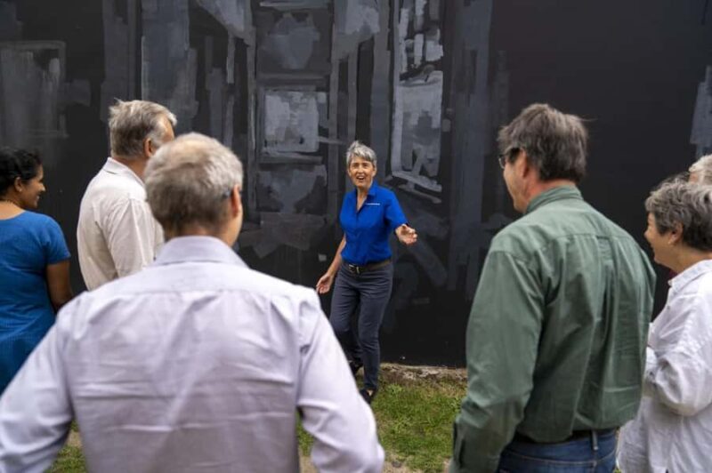 Albany: Guided Walking Tour with Wine Tasting - Who Should Consider This Tour?