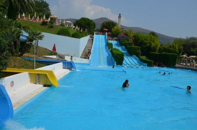Albenga: Le Caravelle Water Park Open Date Entrance Ticket - Unique Features: The Water Disco