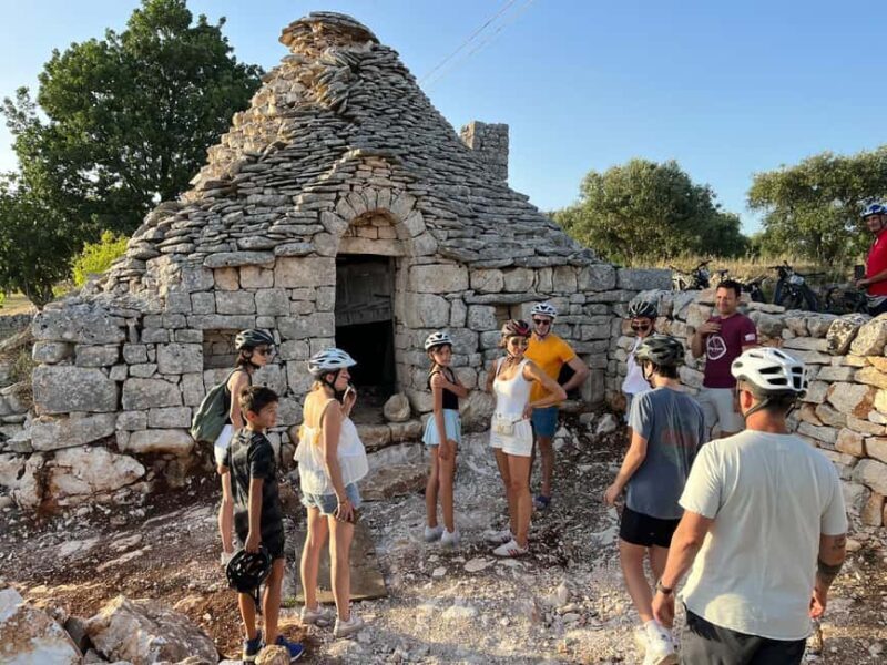 Alberobello: Guided e-bike tour + donkey farm visit - Key Points