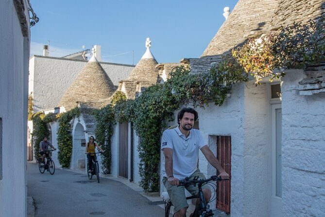 Alberobello in e-bike. Trulli, countryside, mill and donkeys - FAQs