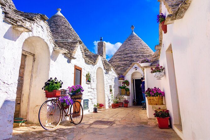 Alberobello, Martina Franca and Locorotondo Guided Tour from Bari - Key Points