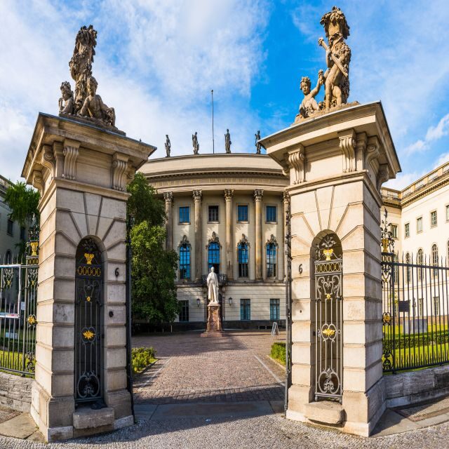 Albert Einstein in Berlin Private Guided Tour - FAQs  