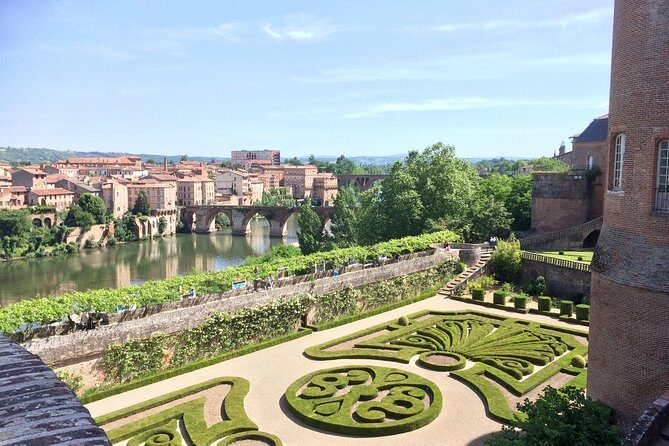 Albi and Cordes sur Ciel Private Day Tour from Toulouse - What Makes This Tour Stand Out?