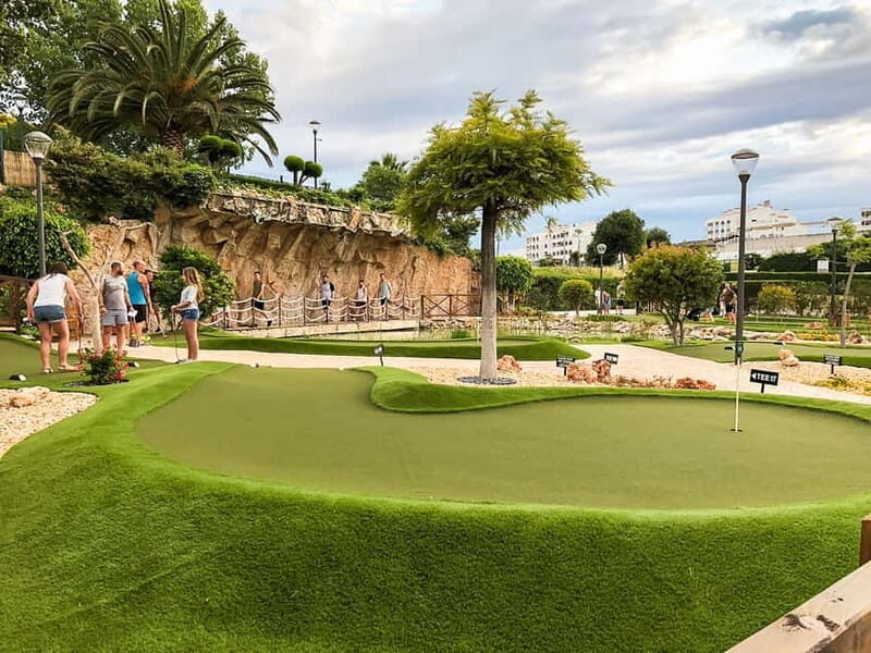 Albufeira: MiniGolf Adventure Park Entry Ticket - Practical Tips for Your Visit