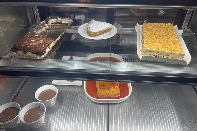 Albufeira: Portuguese Traditional Dinner & Wines Experience - Practical Details and Tips