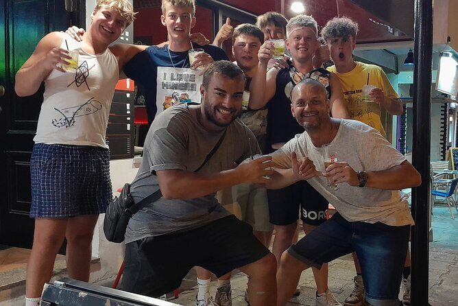 Albufeira PRIVATE Night Tour with Cocktails & Drinks - Exploring the Albufeira Private Night Tour with Cocktails & Drinks