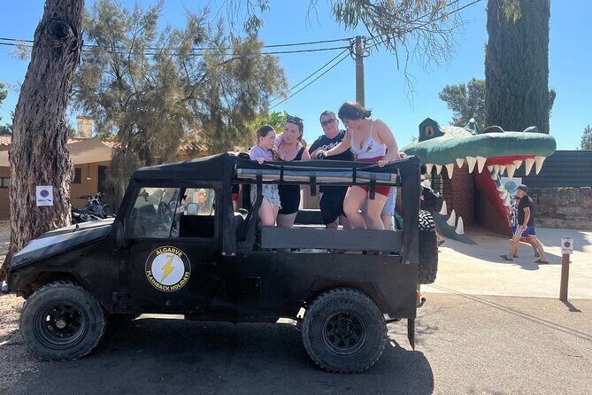 Albufeira Safari w/ Krazy World Visit, Bones & Animals - Key Points