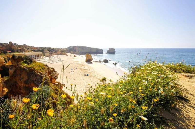 Albufeira: Tuk Tuk Ride with Old Town and Beaches - Key Points