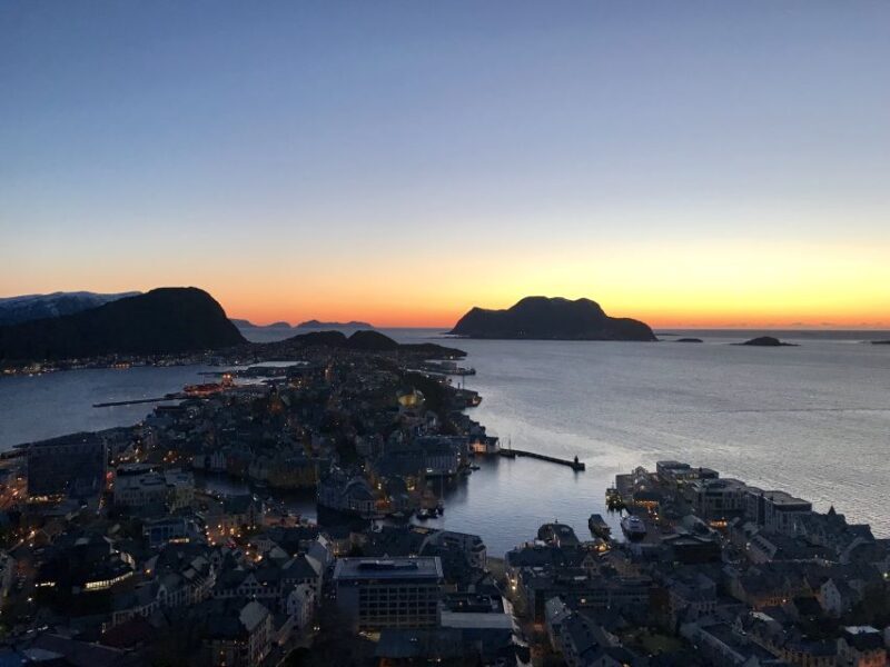 Ålesund: Ålesund and Surrounding Islands Audio Guide Tour - Practical Tips