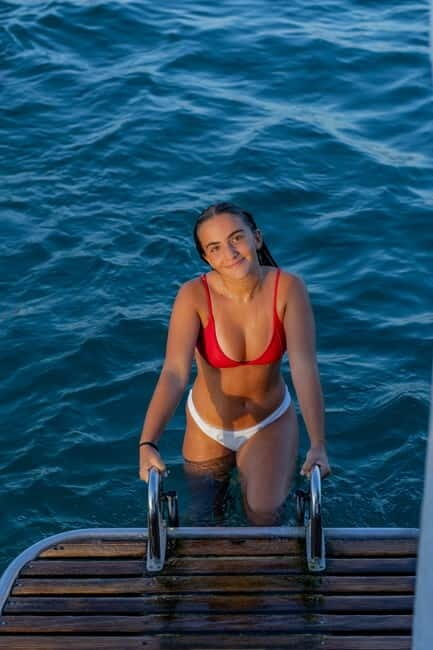 Algarve: Catamaran Sunset Tour with DJ or Live Guitarist - Who is This Tour Best For?