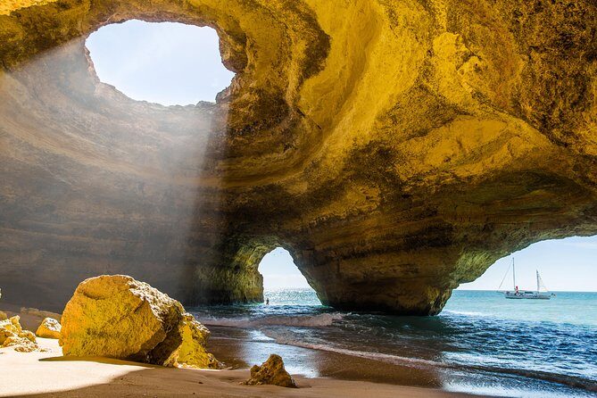 ALGARVE FROM THE SEA PORTIMÃO includes boat trip to Benagil caves AND LAGOS - Transportation and Comfort