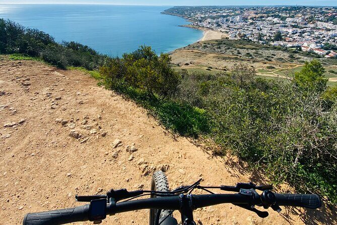 Algarve: Lagos sightseeing guided tour with E-bikes - Who Should Sign Up?
