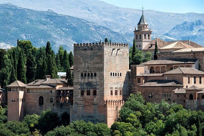 Alhambra and Granada Private Tour from Marbella, Malaga and port - Is This Tour Right for You?