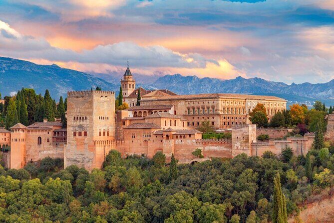 Alhambra and Nasrid Palaces Guided Tour with Tickets - What’s Included and How It Works