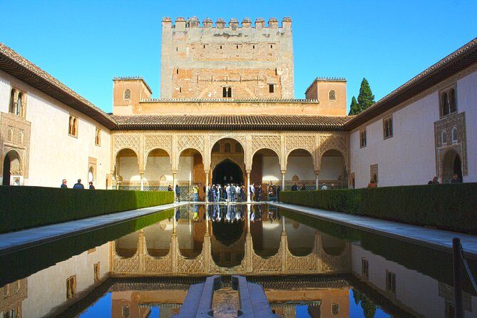 Alhambra, Generalife & Nasrid Palaces Guided Tour in Granada - Who Should Book This Tour?