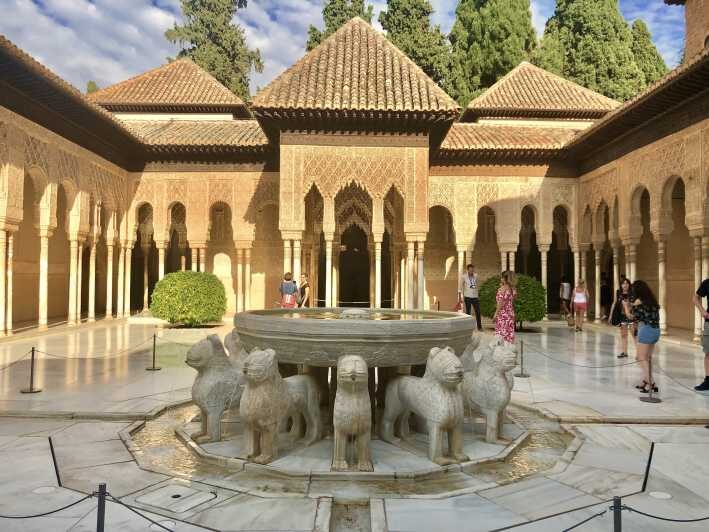 Alhambra: Guided Private Tour with Fast-Track Entry - What Reviewers Say