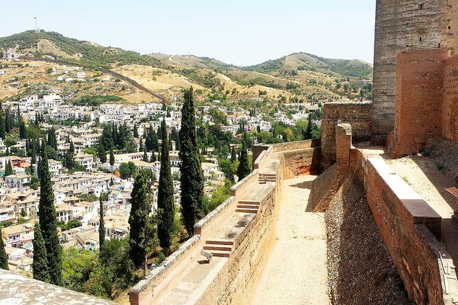 Alhambra Private Tour Hotel or Shore Pickup in Marbella or Malaga - FAQ