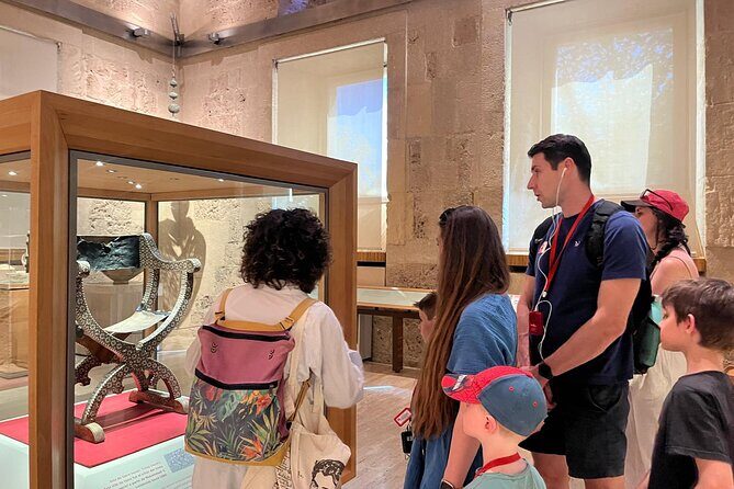 Alhambra Surroundings Guided Tour - FAQ