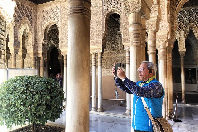 Alhambra with Nazaries Palaces Private Tour from Seville - Final Thoughts: Is This Tour Right for You?