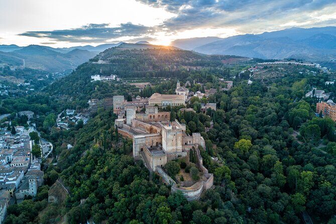Alhambra&Generalife, Albaicín & Sacromonte Private Tour - Why Choose This Private Tour?