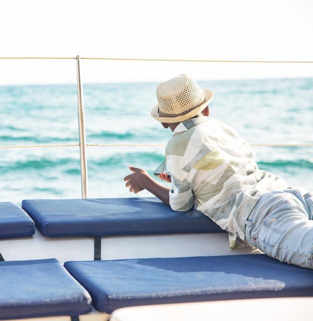 Alicante: 2-Hour Late Afternoon Catamaran Cruise - FAQ