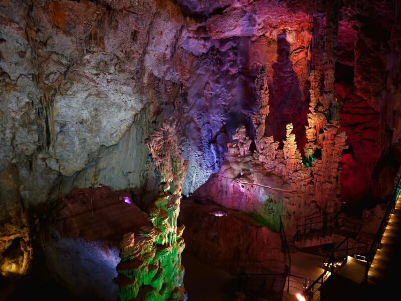 Alicante: Explore the Canelobre Caves and the Charm of Busot - Discovering the Canelobre Caves