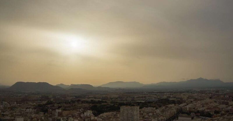 Alicante: Private Walking Tour with a Local - How the Tour Works and What to Expect