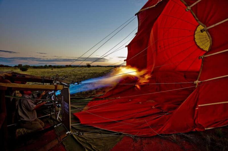 Alice Springs: Early Morning Hot Air Balloon Flight - Key Points