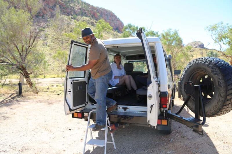 Alice Springs: Simpsons Gap Sunset Watercolor Painting Class - The Location: Simpsons Gap
