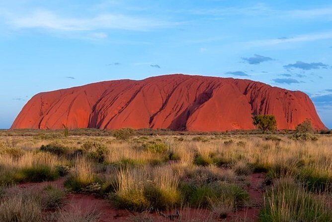 Alice Springs to Uluru (Ayers Rock) Coach Transfer