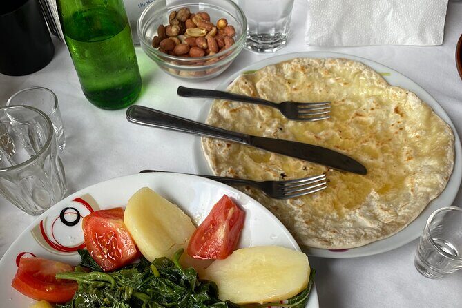 All day road trip from the North mountains to the South beaches - Key Points