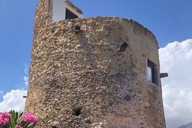 All day road trip from the North mountains to the South beaches - Frequently Asked Questions