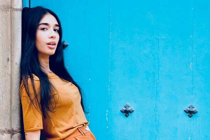 All in One! Tour, Photos and Guide in the Old Heart of Barcelona - Who Will Love This Tour?